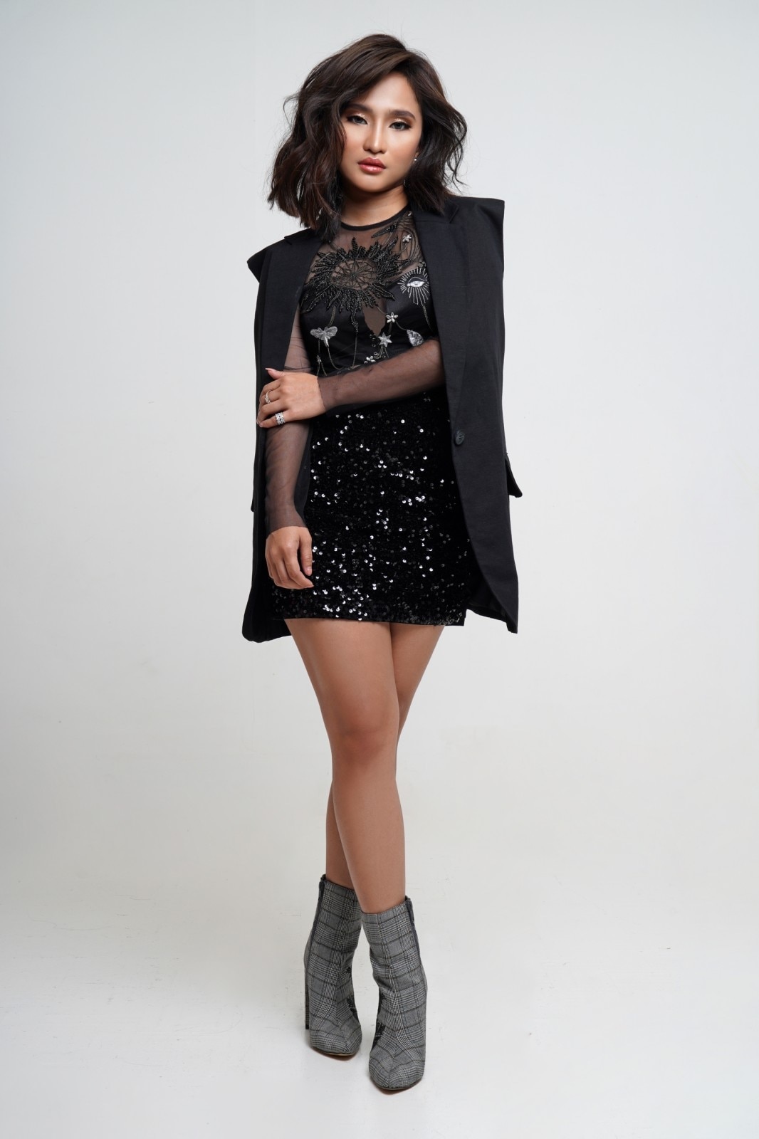 Rachel Gabreza drops her debut single "Nasa'n Ka Na"