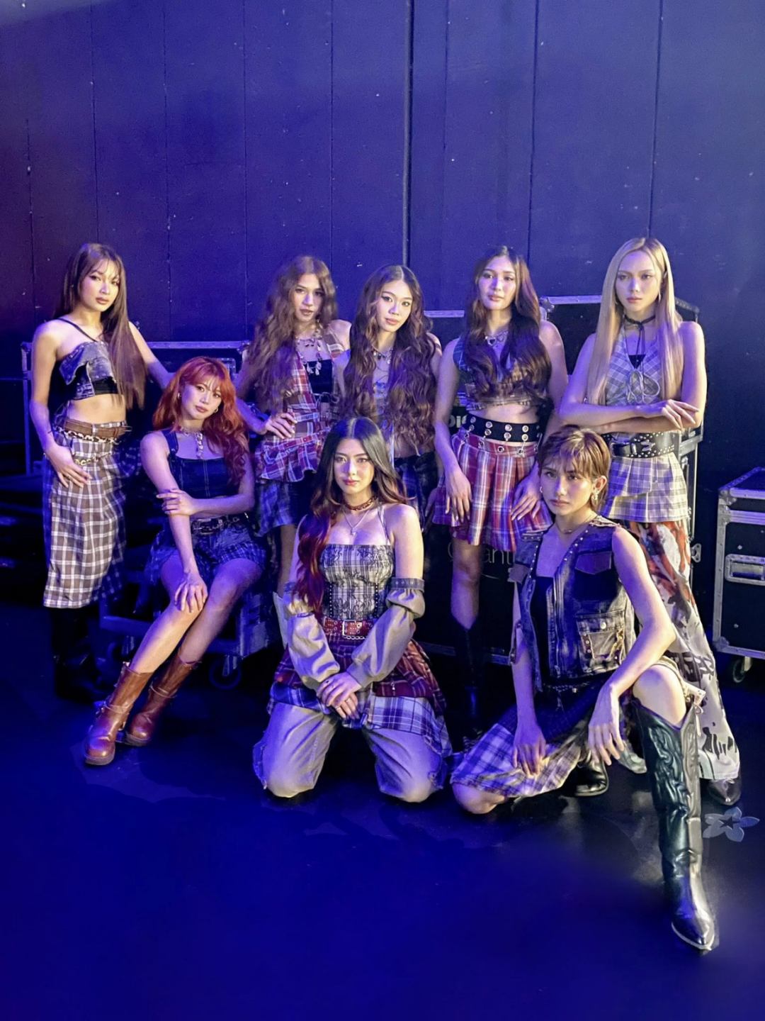 BINI fulfills the wish of a mini bloom with cancer in “BINI World Tour ...